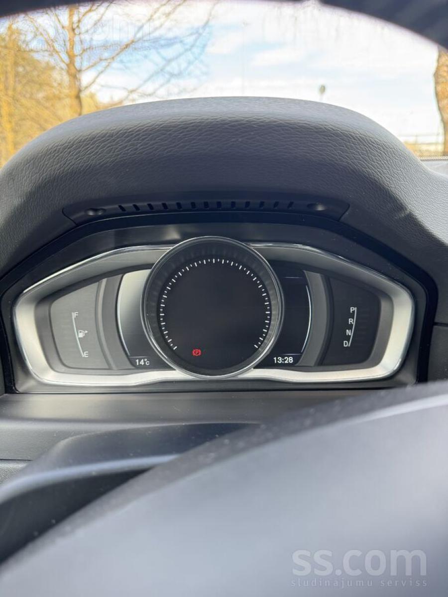 Pelēks Volvo V70 2014 Jelgava, ar dzinēja tilpumu 2.00 L un nobraukumu 266 tūkst. km par 8170 €, foto 11 vietnē AUTOMOTO.COM.LV