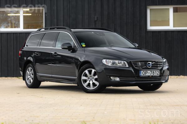 Grey Volvo V70 2014 in Jelgava, with an engine capacity of 2.00 L and mileage of 282 thousand km for 8700 €, photo 3 on AUTOMOTO.COM.LV
