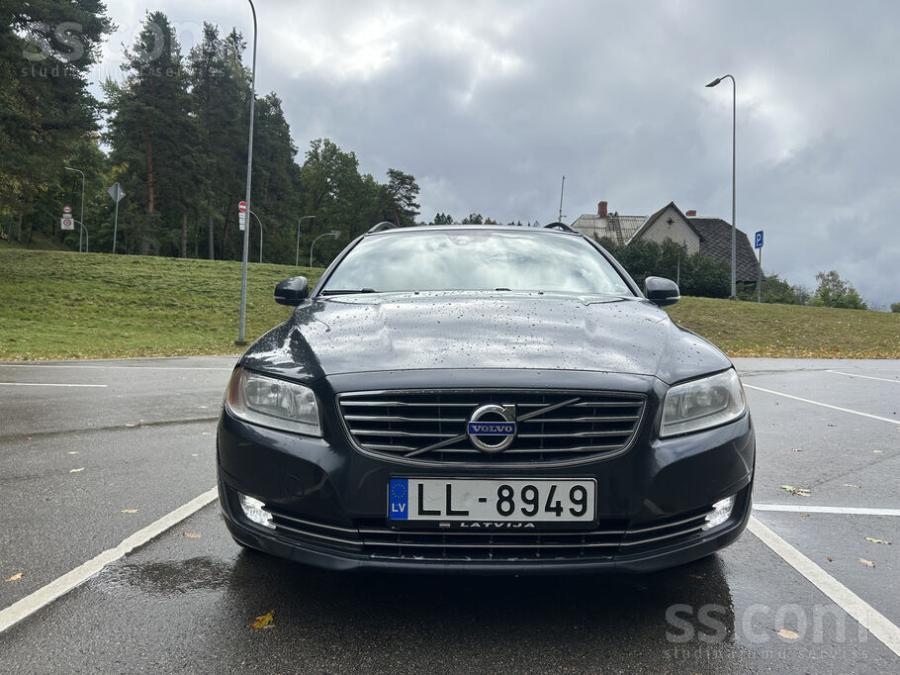 Grey Volvo V70 2014 in Aluksne, with an engine capacity of 2.00 L and mileage of 0 thousand km for 6500 €, photo 6 on AUTOMOTO.COM.LV