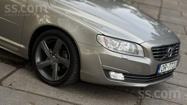 Volvo V70 2014 in Jurmala on AUTOMOTO.COM.LV Grey Volvo V70 2014 in Jurmala, with an engine capacity of 2.00 L and mileage of 0 thousand km for 6950 €, photo 11 on AUTOMOTO.COM.LV