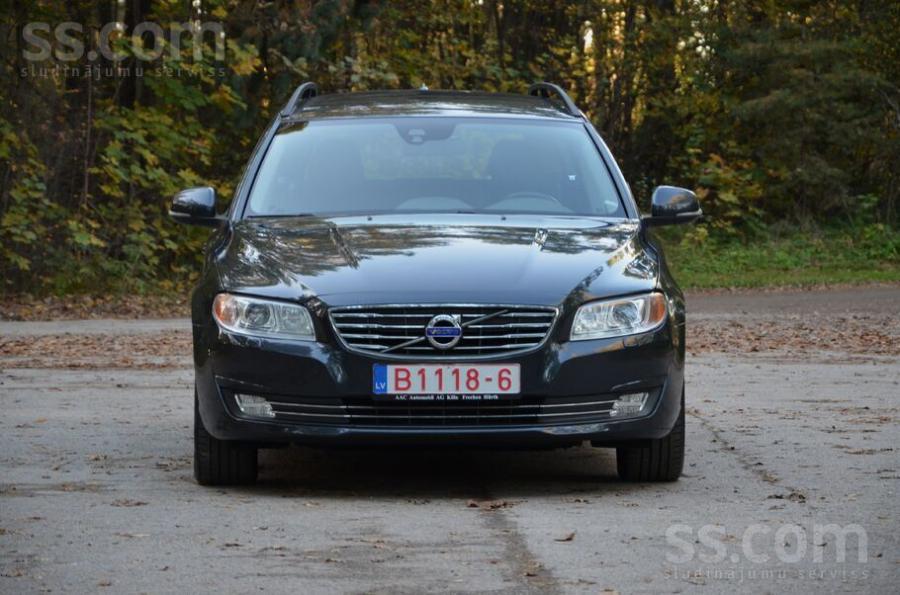 Pelēks Volvo V70 2014 Rīga, ar dzinēja tilpumu 2.00 L un nobraukumu 0 tūkst. km par 7390 €, foto 3 vietnē AUTOMOTO.COM.LV