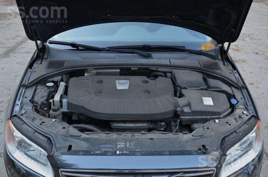 Pelēks Volvo V70 2014 Rīga, ar dzinēja tilpumu 2.00 L un nobraukumu 0 tūkst. km par 7390 €, foto 6 vietnē AUTOMOTO.COM.LV
