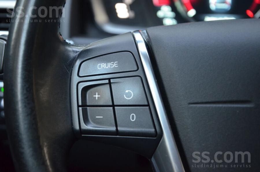 Pelēks Volvo V70 2014 Rīga, ar dzinēja tilpumu 2.00 L un nobraukumu 0 tūkst. km par 7390 €, foto 28 vietnē AUTOMOTO.COM.LV