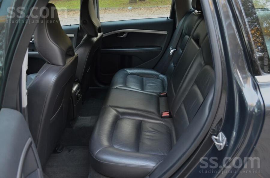 Pelēks Volvo V70 2014 Rīga, ar dzinēja tilpumu 2.00 L un nobraukumu 0 tūkst. km par 7390 €, foto 35 vietnē AUTOMOTO.COM.LV