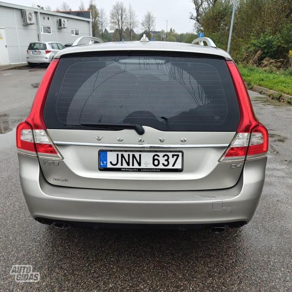 Grey Volvo V70 2014 in Vilnius, with an engine capacity of 2.00 L and mileage of 310 thousand km for 5200 €, photo 7 on AUTOMOTO.COM.LV