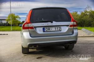 Pelēks Volvo V70 2014 Jelgava, ar dzinēja tilpumu 2.00 L un nobraukumu 320 tūkst. km par 6400 €, foto 18 vietnē AUTOMOTO.COM.LV