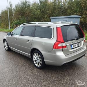 Pelēks Volvo V70 2014 Viļņa, ar dzinēja tilpumu 2.00 L un nobraukumu 310 tūkst. km par 4700 €, foto 6 vietnē AUTOMOTO.COM.LV