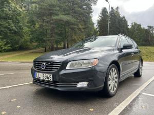 Pelēks Volvo V70 2014 Alūksne, ar dzinēja tilpumu 2.00 L un nobraukumu 0 tūkst. km par 4990 €, foto 7 vietnē AUTOMOTO.COM.LV