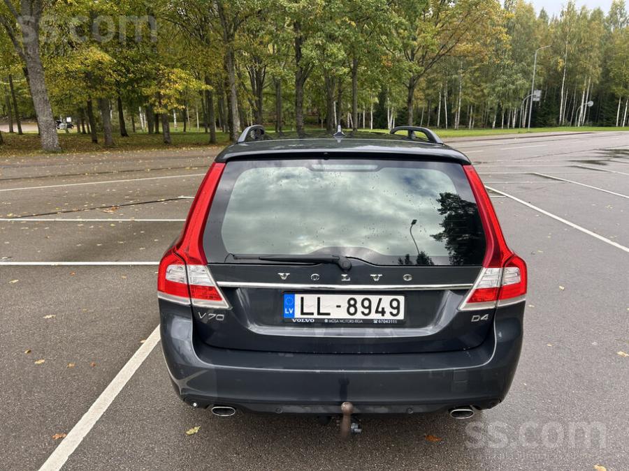 Pelēks Volvo V70 2014 Alūksne, ar dzinēja tilpumu 2.00 L un nobraukumu 0 tūkst. km par 4990 €, foto 12 vietnē AUTOMOTO.COM.LV