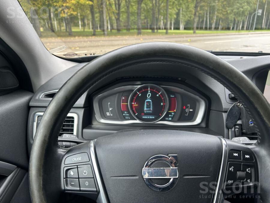 Pelēks Volvo V70 2014 Alūksne, ar dzinēja tilpumu 2.00 L un nobraukumu 0 tūkst. km par 4990 €, foto 14 vietnē AUTOMOTO.COM.LV