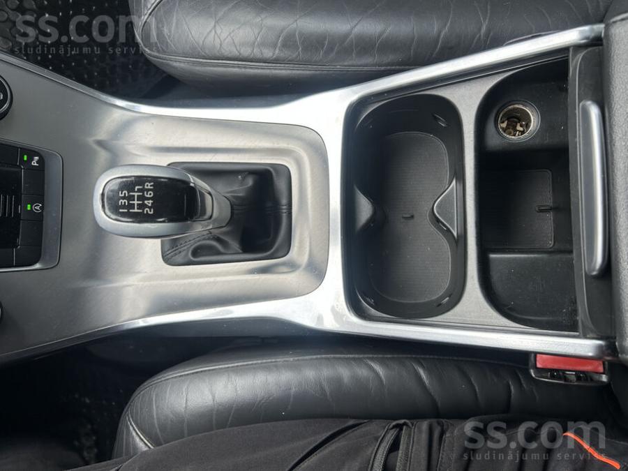 Pelēks Volvo V70 2014 Alūksne, ar dzinēja tilpumu 2.00 L un nobraukumu 0 tūkst. km par 4990 €, foto 25 vietnē AUTOMOTO.COM.LV