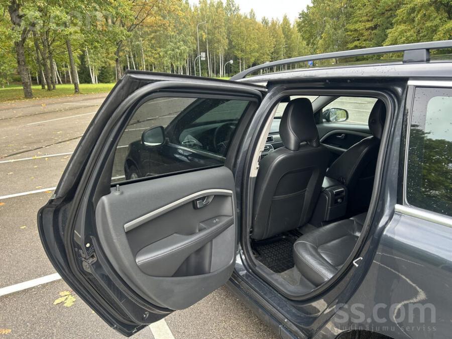 Pelēks Volvo V70 2014 Alūksne, ar dzinēja tilpumu 2.00 L un nobraukumu 0 tūkst. km par 4990 €, foto 27 vietnē AUTOMOTO.COM.LV
