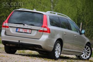 Grey Volvo V70 2015 in Riga, with an engine capacity of 2.00 L and mileage of 0 thousand km for 7990 €, photo 6 on AUTOMOTO.COM.LV