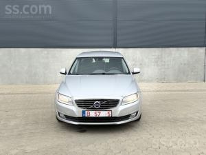 Grey Volvo V70 2015 in Riga, with an engine capacity of 2.00 L and mileage of 237 thousand km for 4000 €, photo 2 on AUTOMOTO.COM.LV
