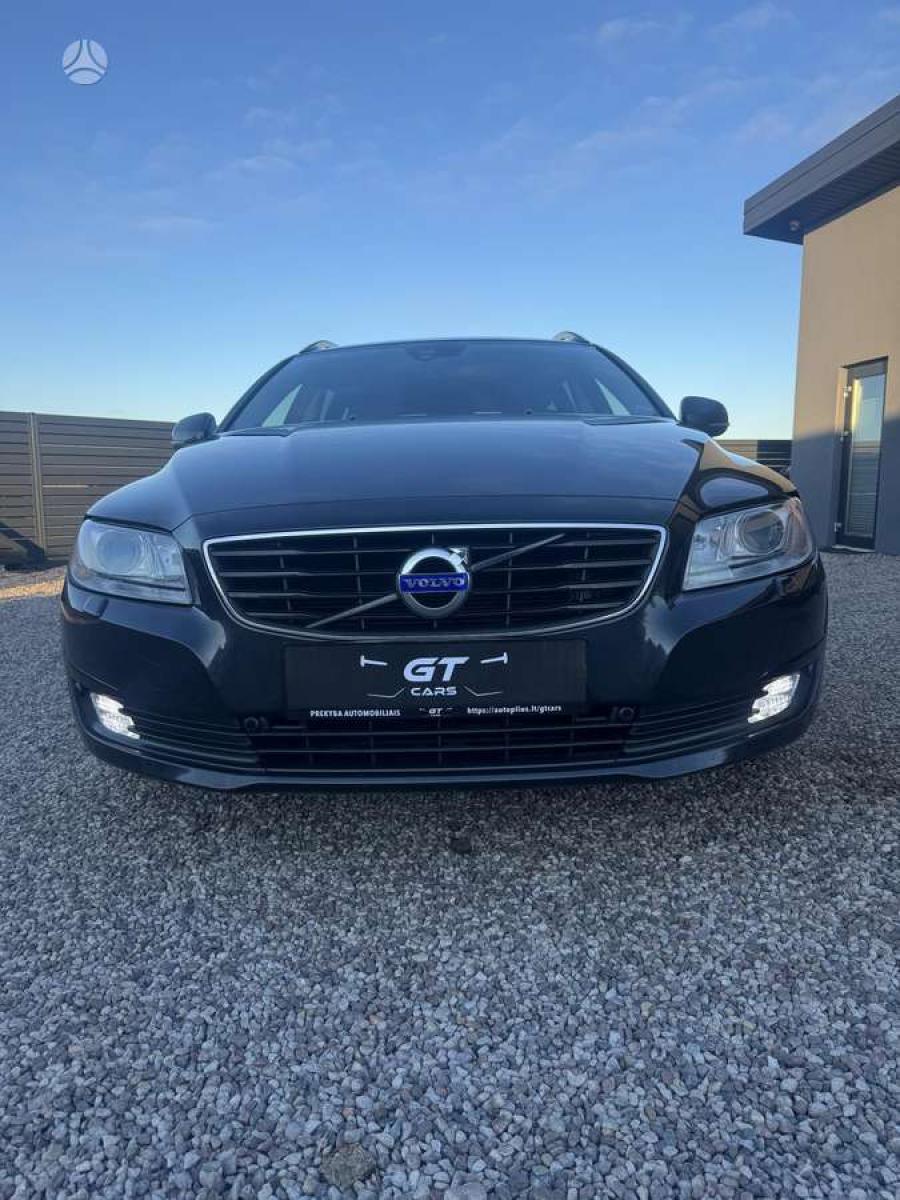 Pelēks Volvo V70 2015 Alīta, ar dzinēja tilpumu 1.98 L un nobraukumu 260 tūkst. km par 6999 €, foto 1 vietnē AUTOMOTO.COM.LV