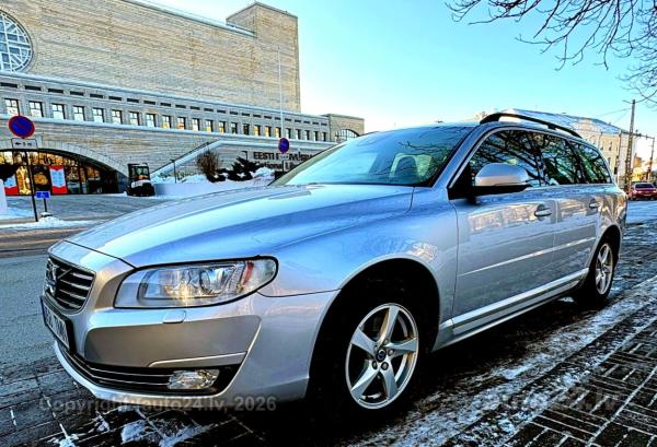 Pelēks Volvo V70 2015 Tallina, ar dzinēja tilpumu 2.00 L un nobraukumu 342 tūkst. km par 8680 €, foto 1 vietnē AUTOMOTO.COM.LV