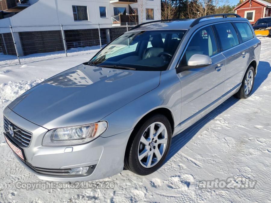 Grey Volvo V70 2015 in Tallinn, with an engine capacity of 2.00 L and mileage of 260 thousand km for 8999 €, photo 1 on AUTOMOTO.COM.LV