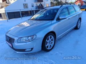 Grey Volvo V70 2015 in Tallinn, with an engine capacity of 2.00 L and mileage of 260 thousand km for 8999 €, photo 2 on AUTOMOTO.COM.LV