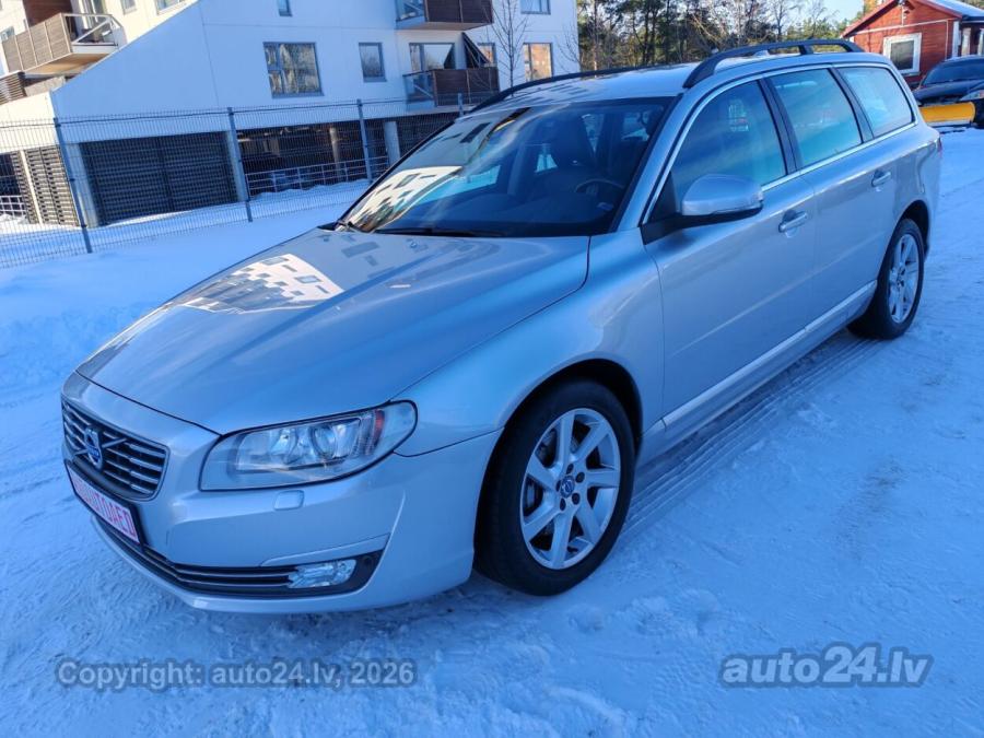 Grey Volvo V70 2015 in Tallinn, with an engine capacity of 2.00 L and mileage of 260 thousand km for 8999 €, photo 2 on AUTOMOTO.COM.LV
