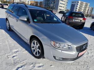 Grey Volvo V70 2015 in Tallinn, with an engine capacity of 2.00 L and mileage of 260 thousand km for 8999 €, photo 15 on AUTOMOTO.COM.LV