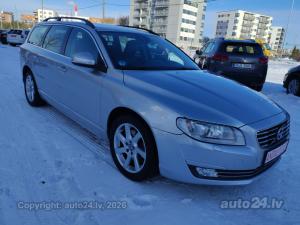 Grey Volvo V70 2015 in Tallinn, with an engine capacity of 2.00 L and mileage of 260 thousand km for 8999 €, photo 16 on AUTOMOTO.COM.LV