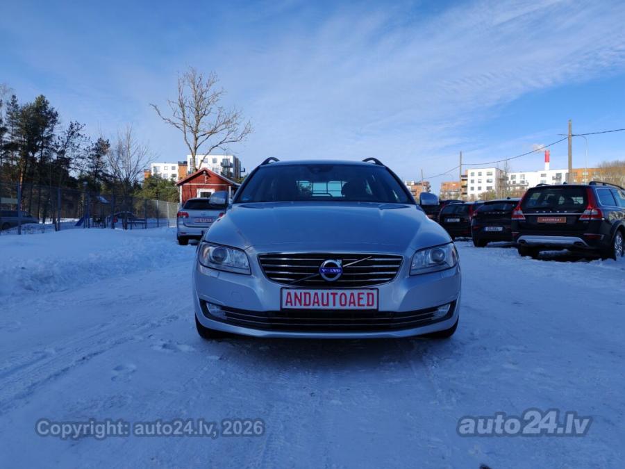 Grey Volvo V70 2015 in Tallinn, with an engine capacity of 2.00 L and mileage of 260 thousand km for 8999 €, photo 17 on AUTOMOTO.COM.LV