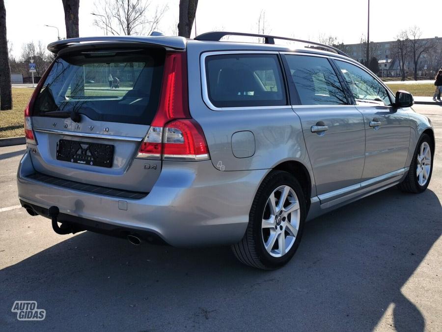 Pelēks Volvo V70 2015 Ukmergė, ar dzinēja tilpumu 2.00 L un nobraukumu 290 tūkst. km par 7750 €, foto 5 vietnē AUTOMOTO.COM.LV