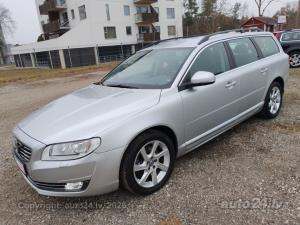 Grey Volvo V70 2015 in Tallinn, with an engine capacity of 2.00 L and mileage of 260 thousand km for 8949 €, photo  on AUTOMOTO.COM.LV