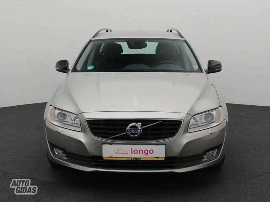 Grey Volvo V70 2015 in Vilnius, with an engine capacity of 2.00 L and mileage of 282 thousand km for 7599 €, photo 4 on AUTOMOTO.COM.LV