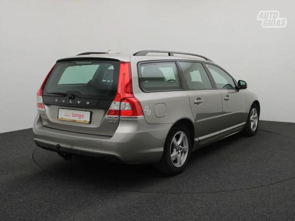 Pelēks Volvo V70 2015 Viļņa, ar dzinēja tilpumu 2.00 L un nobraukumu 282 tūkst. km par 7599 €, foto 8 vietnē AUTOMOTO.COM.LV