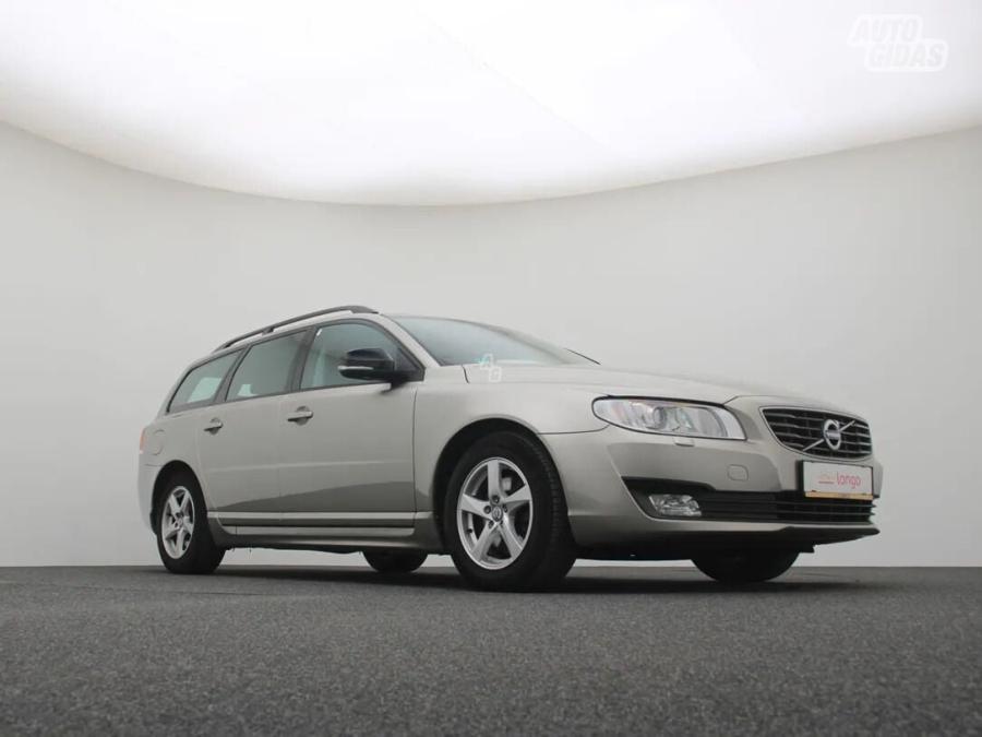 Grey Volvo V70 2015 in Vilnius, with an engine capacity of 2.00 L and mileage of 282 thousand km for 7599 €, photo 12 on AUTOMOTO.COM.LV
