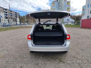 Grey Volvo V70 2015 in Tallinn, with an engine capacity of 2.00 L and mileage of 260 thousand km for 8999 €, photo 6 on AUTOMOTO.COM.LV