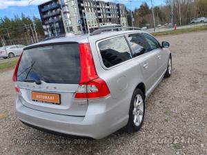 Grey Volvo V70 2015 in Tallinn, with an engine capacity of 2.00 L and mileage of 260 thousand km for 8999 €, photo 7 on AUTOMOTO.COM.LV