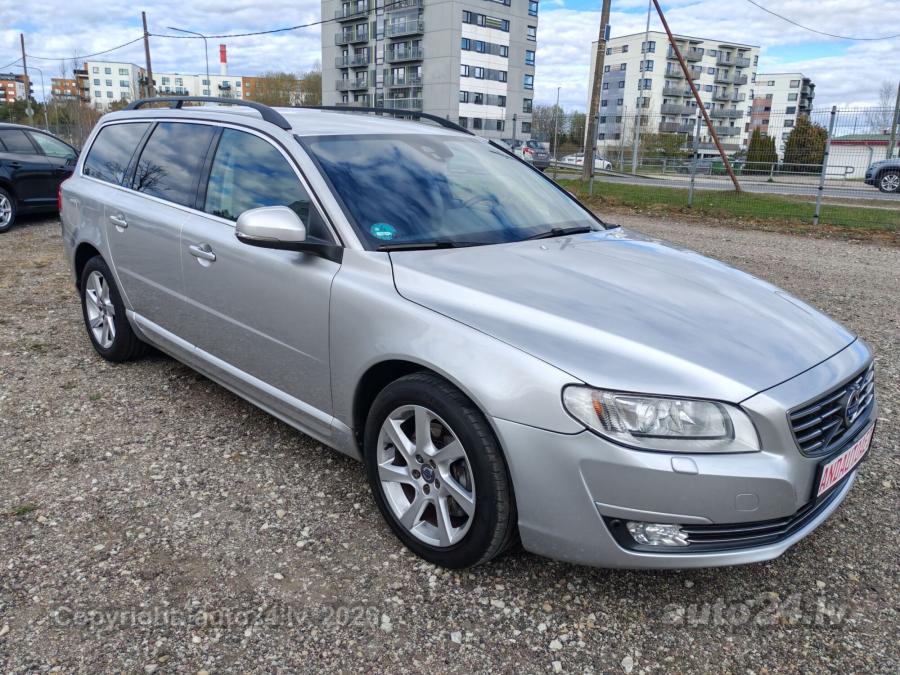 Grey Volvo V70 2015 in Tallinn, with an engine capacity of 2.00 L and mileage of 260 thousand km for 8999 €, photo 9 on AUTOMOTO.COM.LV
