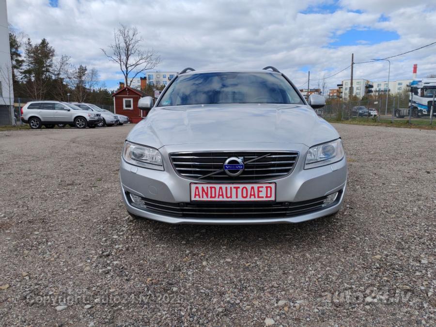 Grey Volvo V70 2015 in Tallinn, with an engine capacity of 2.00 L and mileage of 260 thousand km for 8999 €, photo 10 on AUTOMOTO.COM.LV