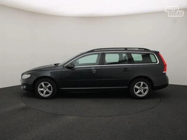 Grey Volvo V70 2015 in Vilnius, with an engine capacity of 2.00 L and mileage of 186 thousand km for 7899 €, photo 6 on AUTOMOTO.COM.LV