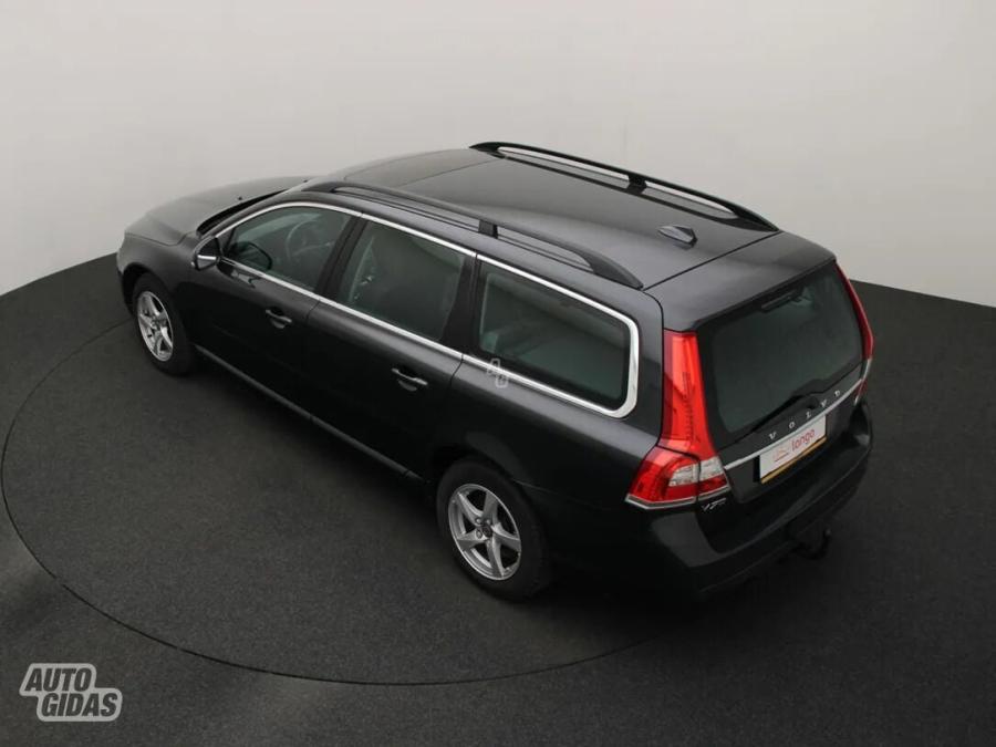 Grey Volvo V70 2015 in Vilnius, with an engine capacity of 2.00 L and mileage of 186 thousand km for 7899 €, photo 13 on AUTOMOTO.COM.LV