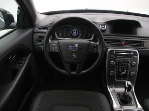 Grey Volvo V70 2015 in Vilnius, with an engine capacity of 2.00 L and mileage of 186 thousand km for 7899 €, photo 18 on AUTOMOTO.COM.LV