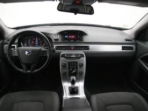 Pelēks Volvo V70 2015 Viļņa, ar dzinēja tilpumu 2.00 L un nobraukumu 217 tūkst. km par 7999 €, foto 3 vietnē AUTOMOTO.COM.LV