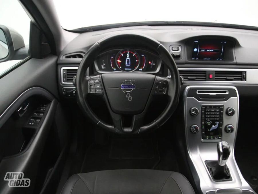 Pelēks Volvo V70 2015 Viļņa, ar dzinēja tilpumu 2.00 L un nobraukumu 217 tūkst. km par 7999 €, foto 18 vietnē AUTOMOTO.COM.LV