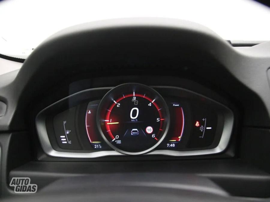 Pelēks Volvo V70 2015 Viļņa, ar dzinēja tilpumu 2.00 L un nobraukumu 217 tūkst. km par 7999 €, foto 20 vietnē AUTOMOTO.COM.LV