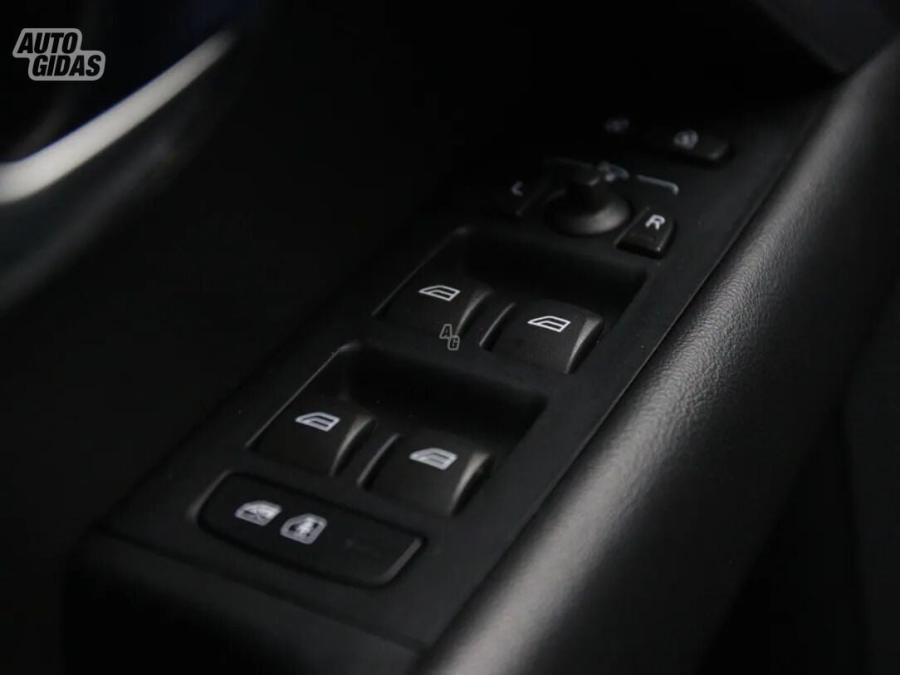 Pelēks Volvo V70 2015 Viļņa, ar dzinēja tilpumu 2.00 L un nobraukumu 217 tūkst. km par 7999 €, foto 27 vietnē AUTOMOTO.COM.LV