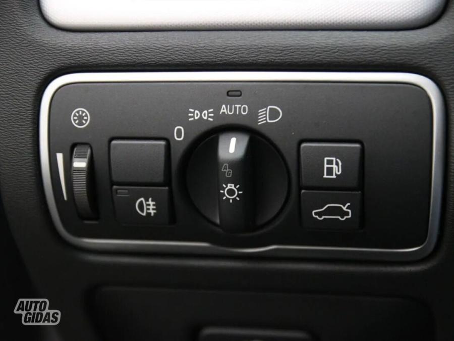 Pelēks Volvo V70 2015 Viļņa, ar dzinēja tilpumu 2.00 L un nobraukumu 217 tūkst. km par 7999 €, foto 28 vietnē AUTOMOTO.COM.LV