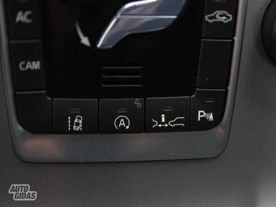 Pelēks Volvo V70 2015 Viļņa, ar dzinēja tilpumu 2.00 L un nobraukumu 217 tūkst. km par 7999 €, foto 33 vietnē AUTOMOTO.COM.LV