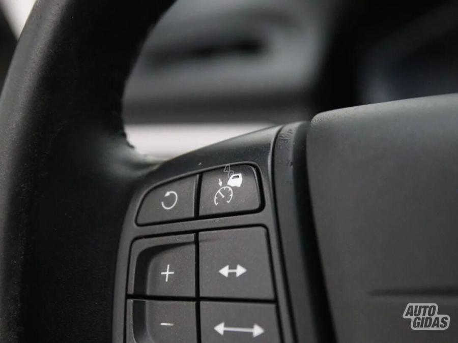 Pelēks Volvo V70 2015 Viļņa, ar dzinēja tilpumu 2.00 L un nobraukumu 217 tūkst. km par 7999 €, foto 34 vietnē AUTOMOTO.COM.LV