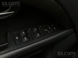 Pelēks Volvo V70 2015 Cēsis, ar dzinēja tilpumu 2.00 L un nobraukumu 444 tūkst. km par 4990 €, foto 12 vietnē AUTOMOTO.COM.LV