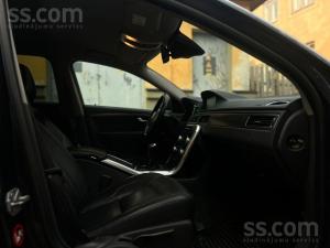 Pelēks Volvo V70 2015 Cēsis, ar dzinēja tilpumu 2.00 L un nobraukumu 444 tūkst. km par 4990 €, foto 15 vietnē AUTOMOTO.COM.LV