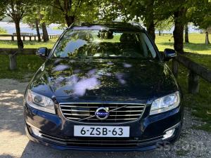 Pelēks Volvo V70 2015 Rīga, ar dzinēja tilpumu 2.00 L un nobraukumu 275 tūkst. km par 7750 €, foto 3 vietnē AUTOMOTO.COM.LV