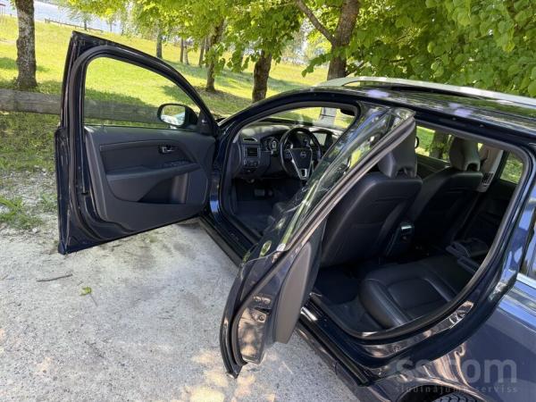 Pelēks Volvo V70 2015 Rīga, ar dzinēja tilpumu 2.00 L un nobraukumu 275 tūkst. km par 7750 €, foto 7 vietnē AUTOMOTO.COM.LV