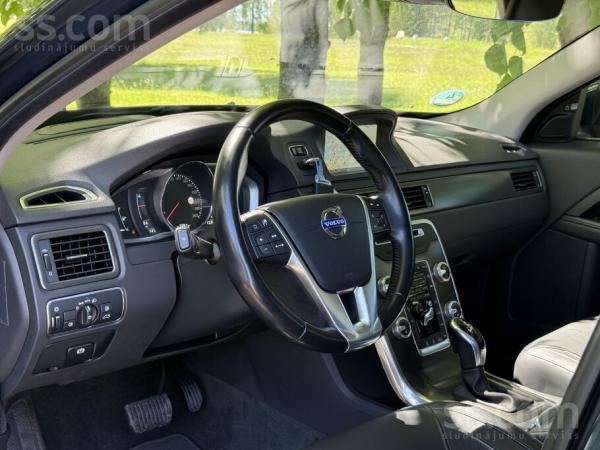 Pelēks Volvo V70 2015 Rīga, ar dzinēja tilpumu 2.00 L un nobraukumu 275 tūkst. km par 7750 €, foto 9 vietnē AUTOMOTO.COM.LV